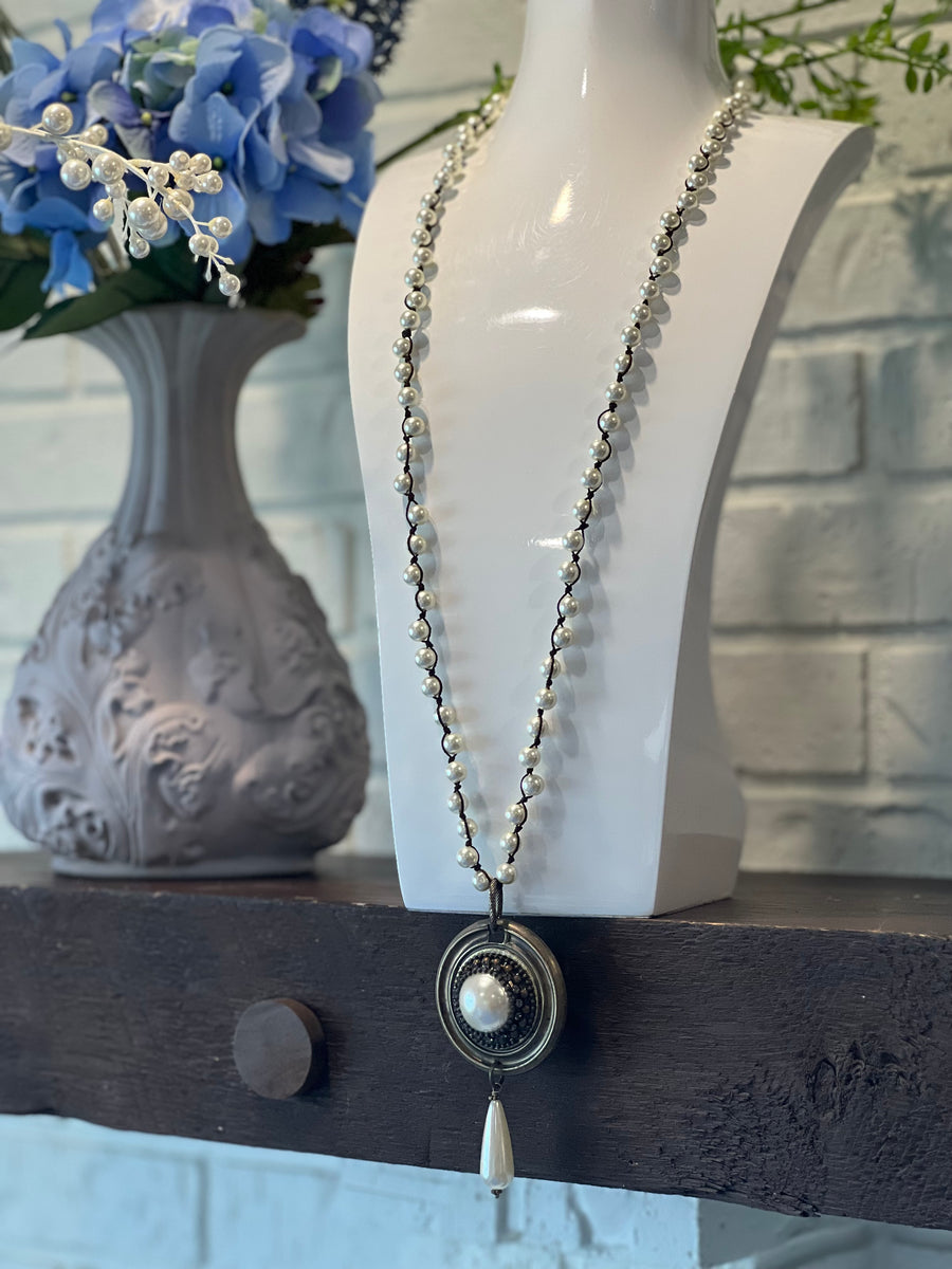Art by Amy Pearl Necklace – Manhattan Fields Boutique